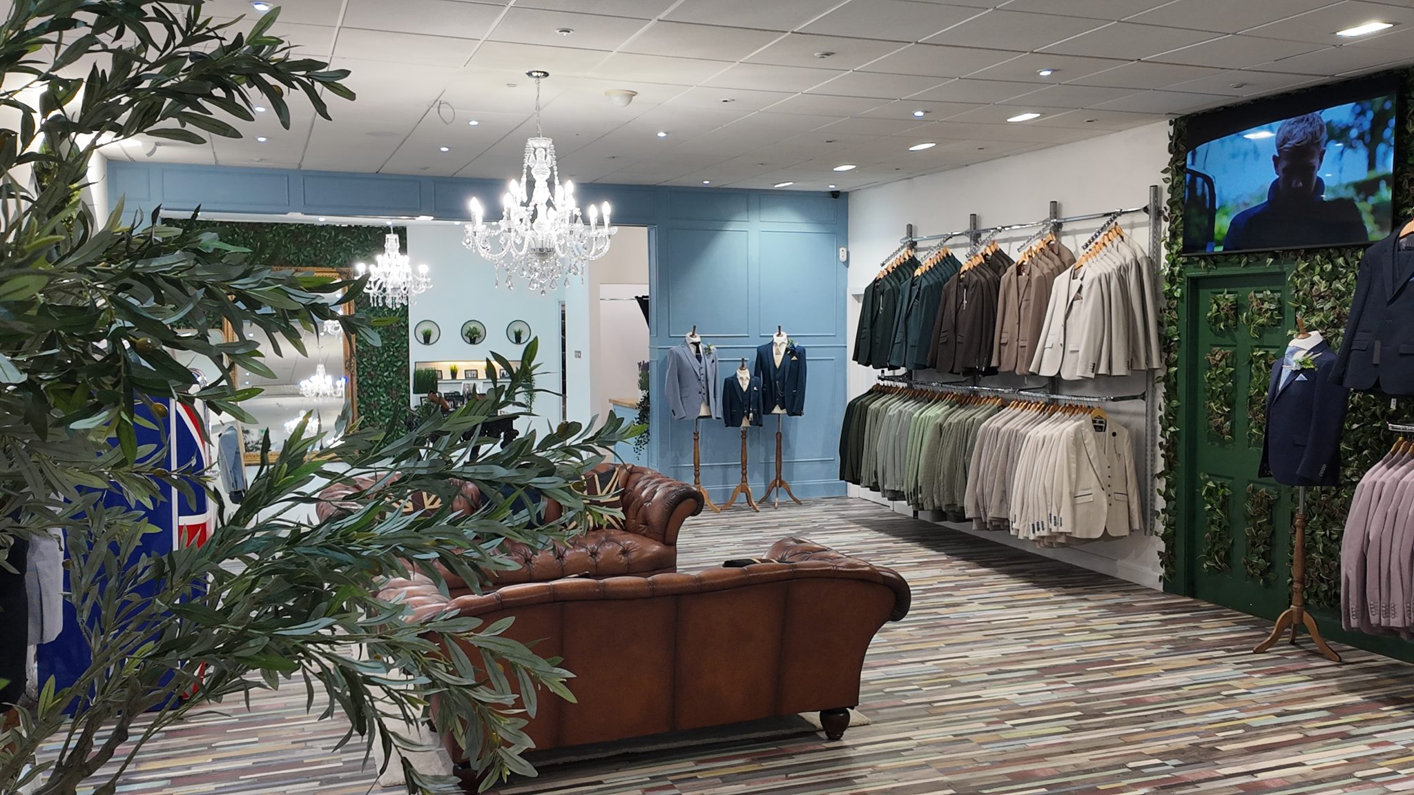 Chester Suit Shop & Suit Hire | Wedding Suits Chester - Groom Hire